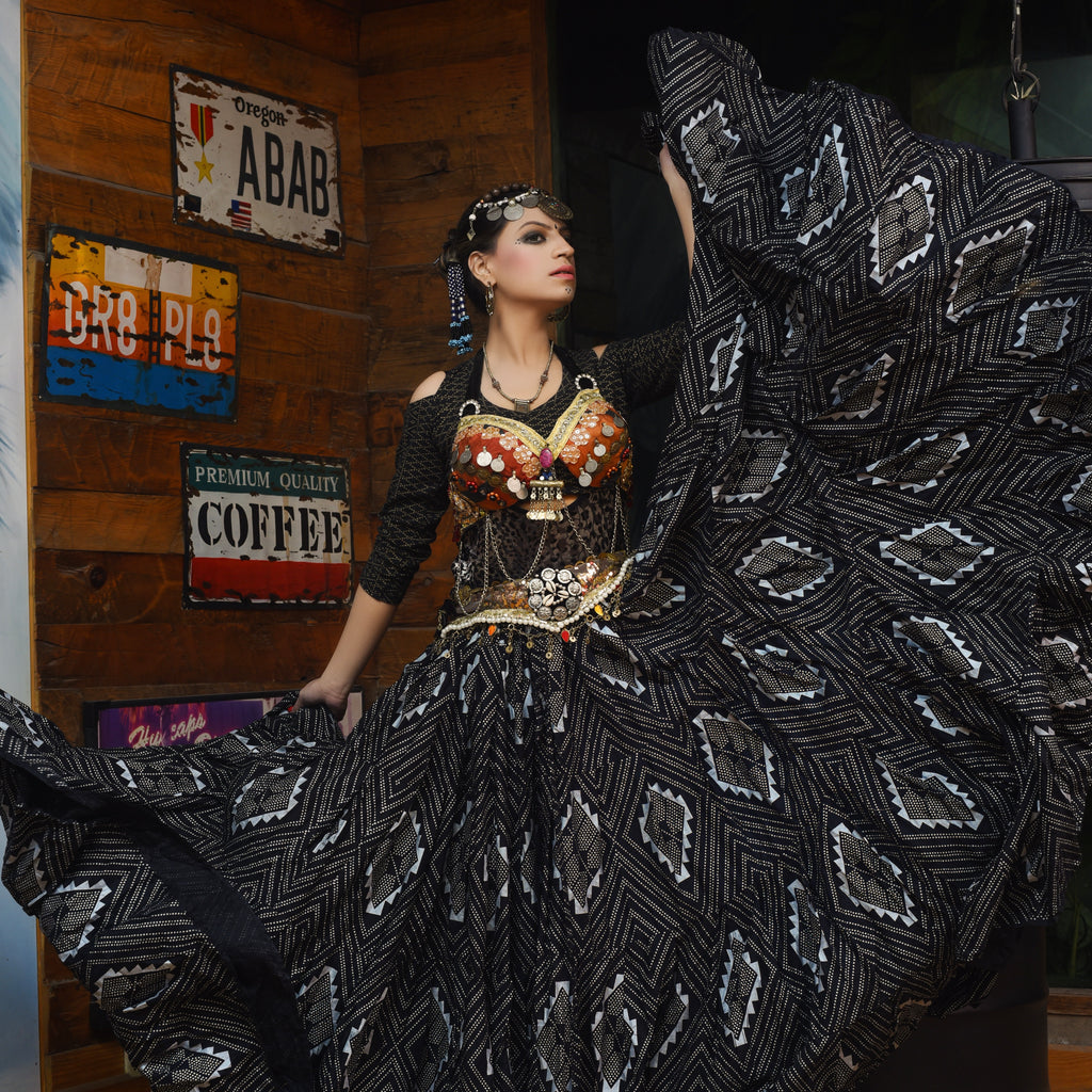 Block print Assuit pattern skirt black/silver Design#4 – Senoritas ...